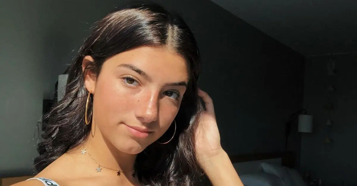 Charli Damelio is Super Famous on Instagram - Dutko Worldwide